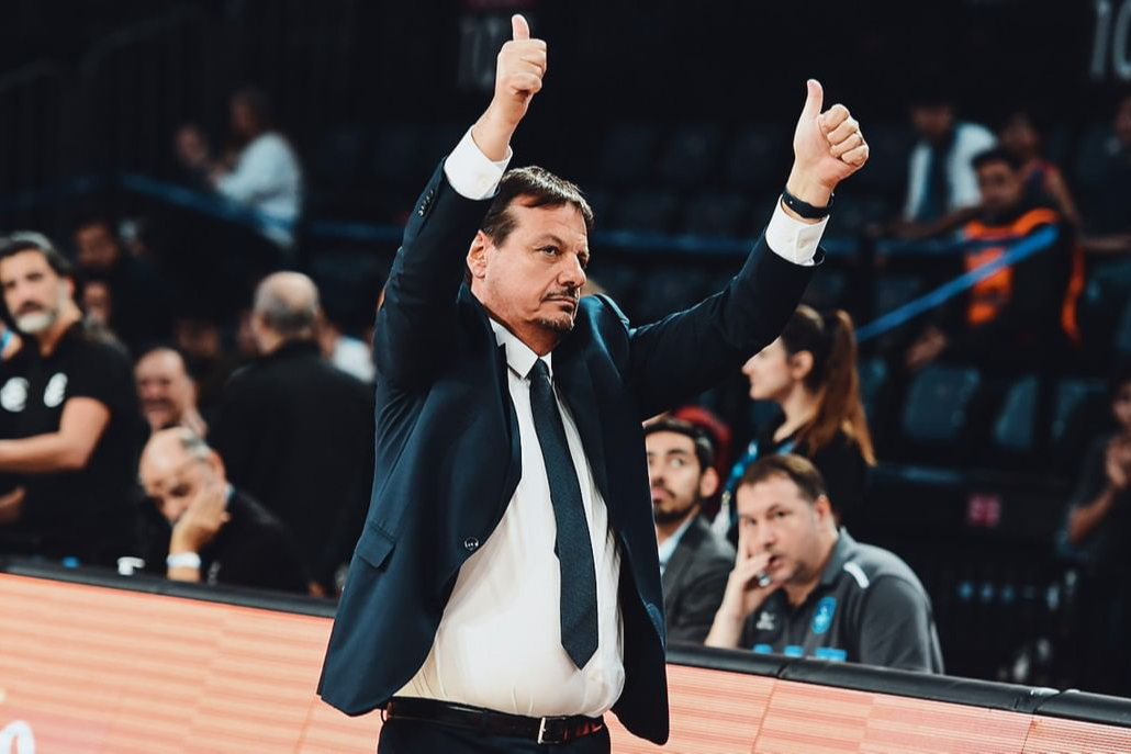 Ergin Ataman'ın ilk yıldız transferi